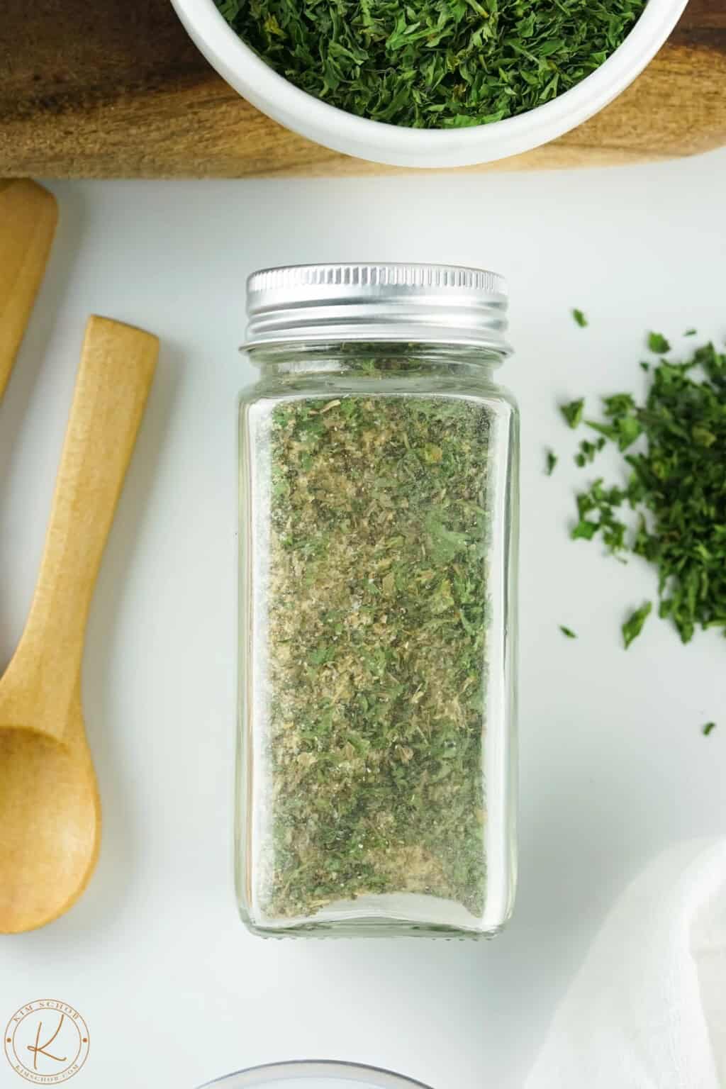 Homemade Spaghetti Seasoning Spice Blend - Kim Schob