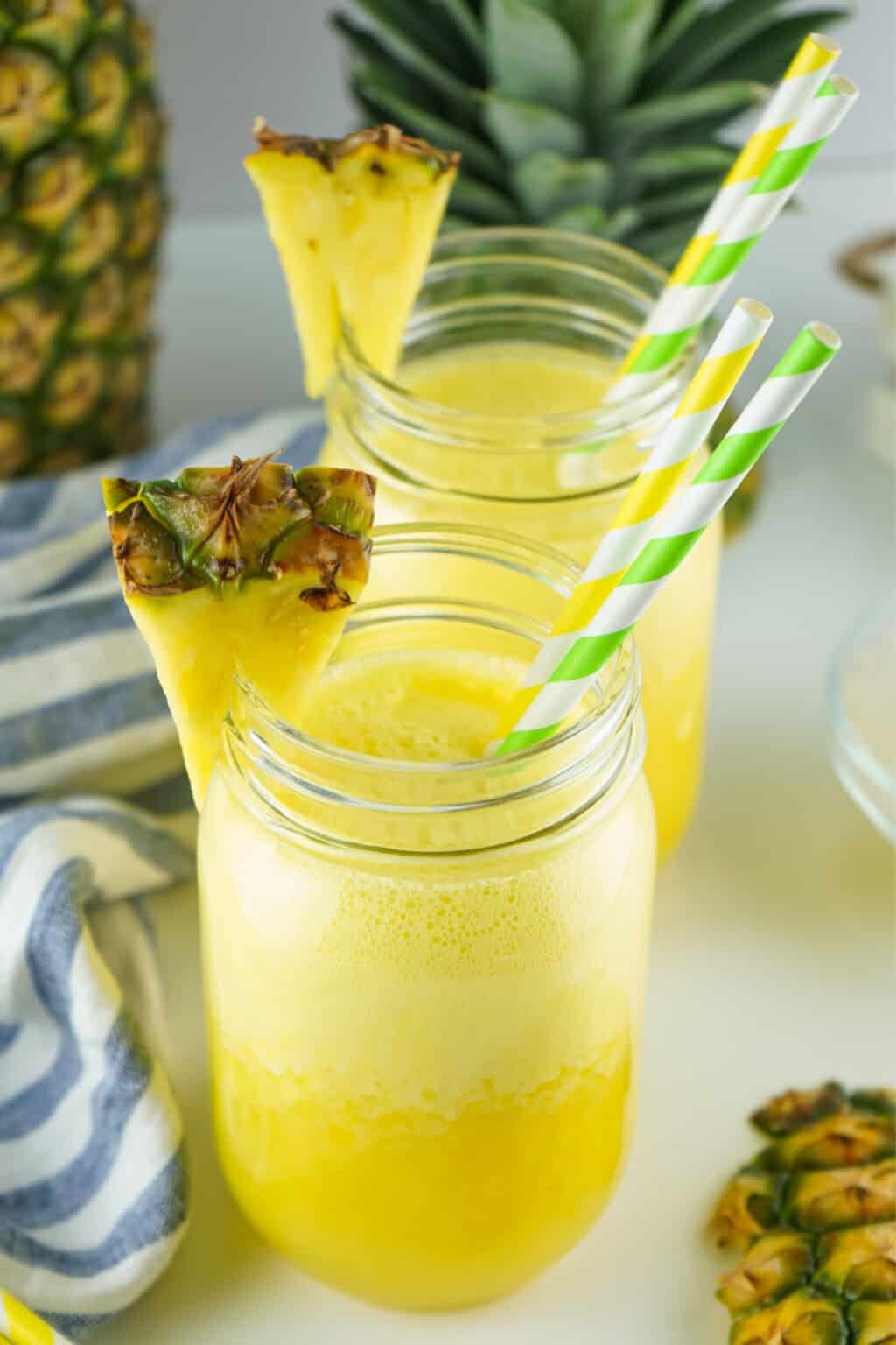 Agua De Pina (Pineapple Aqua Fresca) - Kim Schob