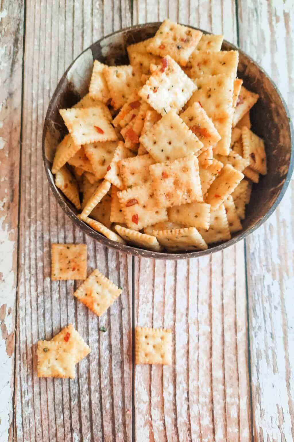 Spicy Alabama Fire Crackers With Mini Saltines - Kim Schob