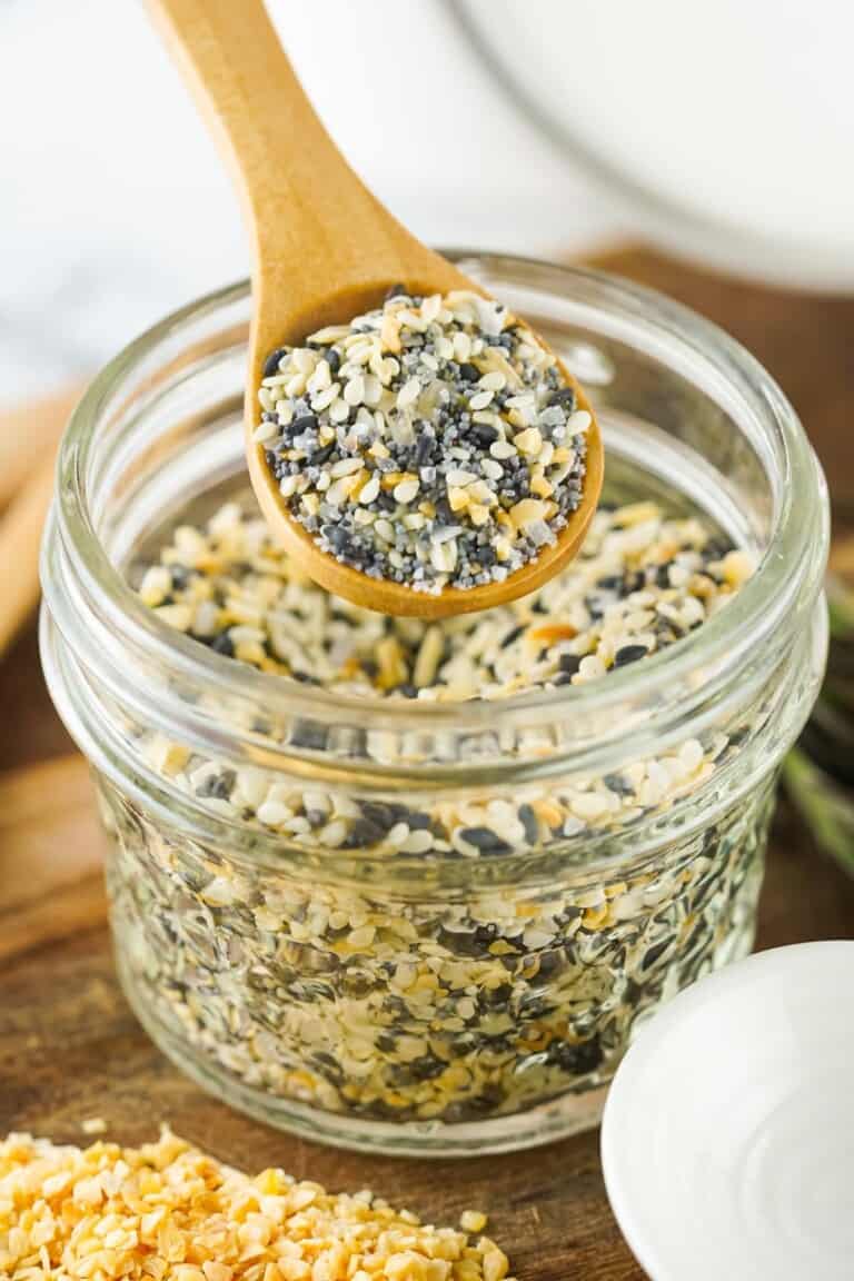16 Easy Seasoning Mix Blends To Make At Home - Kim Schob