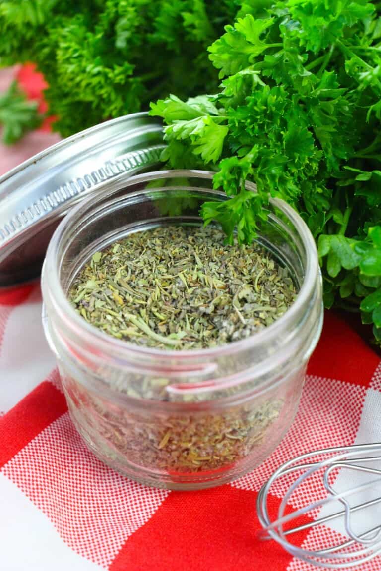 16 Easy Seasoning Mix Blends To Make At Home - Kim Schob