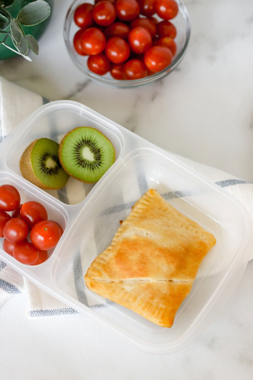 Homemade Hot Pockets with Crescent Rolls (Turkey & Cheese, 3 ...