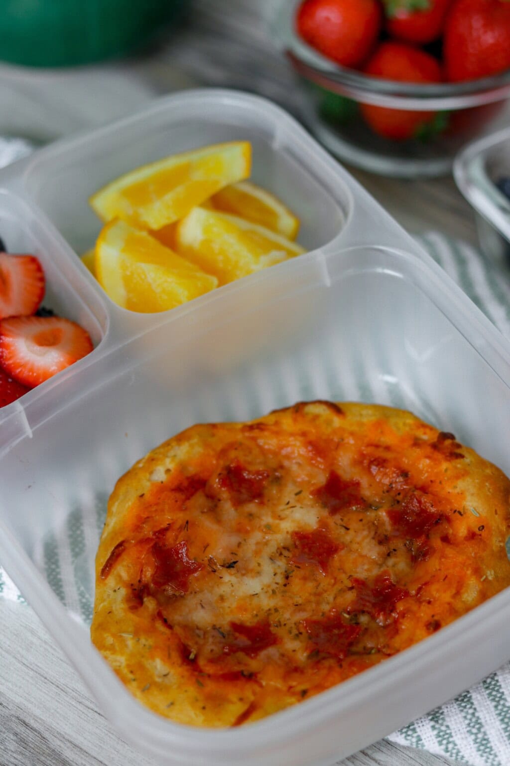 Lunch Box Mini Pizzas Made with Biscuits - Kim Schob