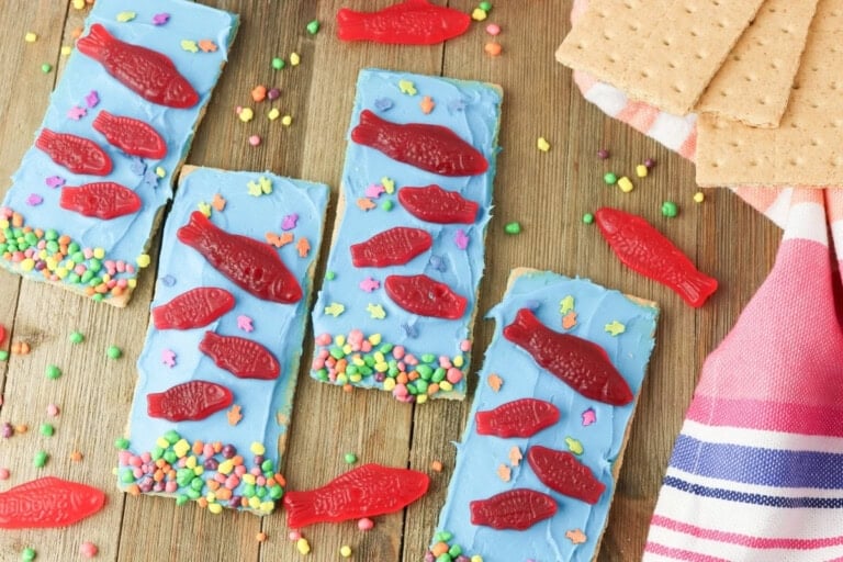 Fish Bowl Graham Cookies Recipe With Rainbow Sprinkles - Kim Schob