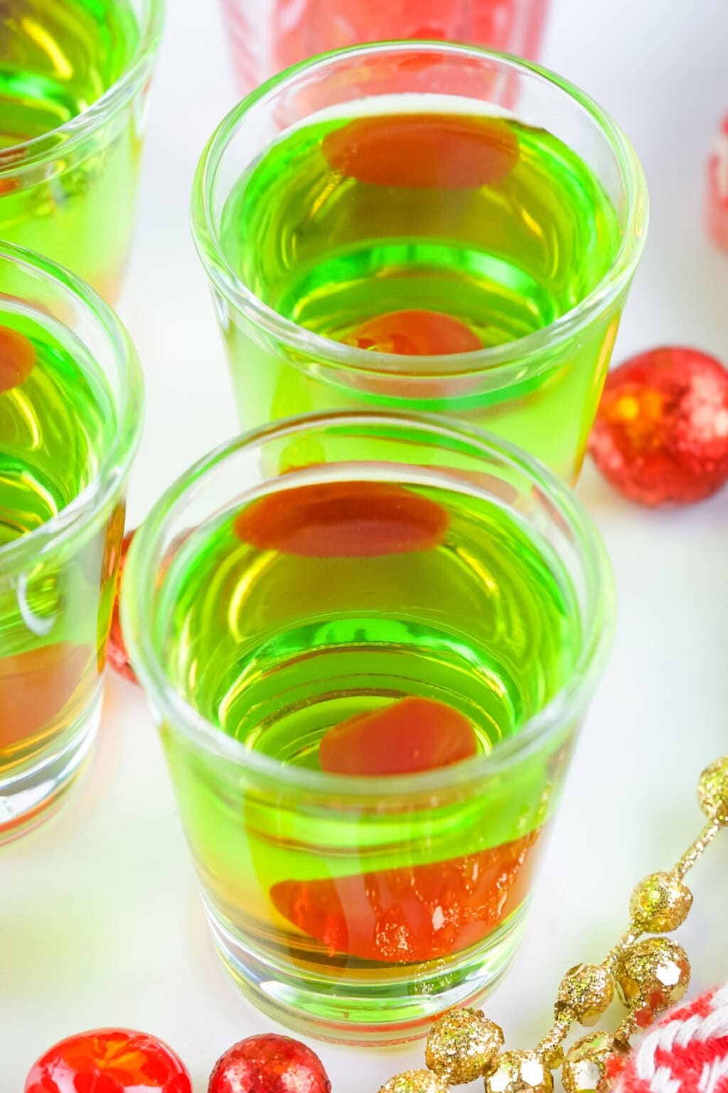 Grinch Shots (Easy 2-Ingredient Christmas Cocktail) - Kim Schob