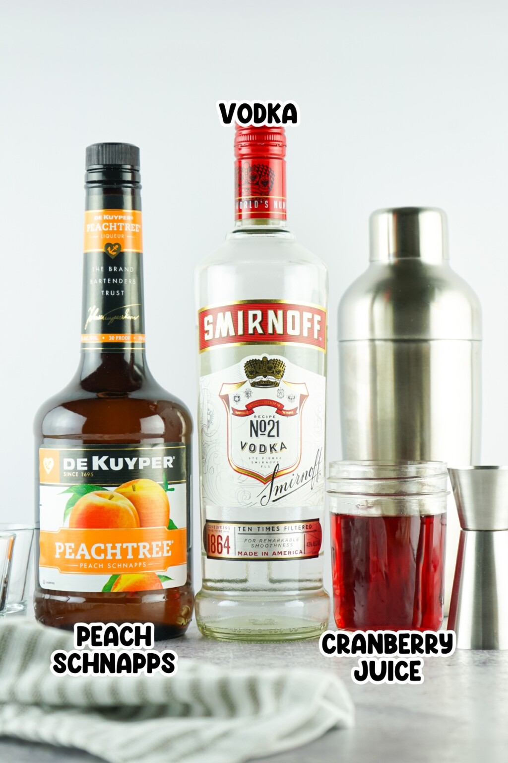Woo Woo Vodka Shot Cocktail - Kim Schob