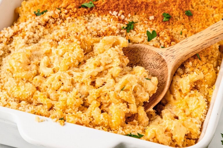 43 Graduation Party Food Ideas: The Ultimate Menu Guide - Kim Schob
