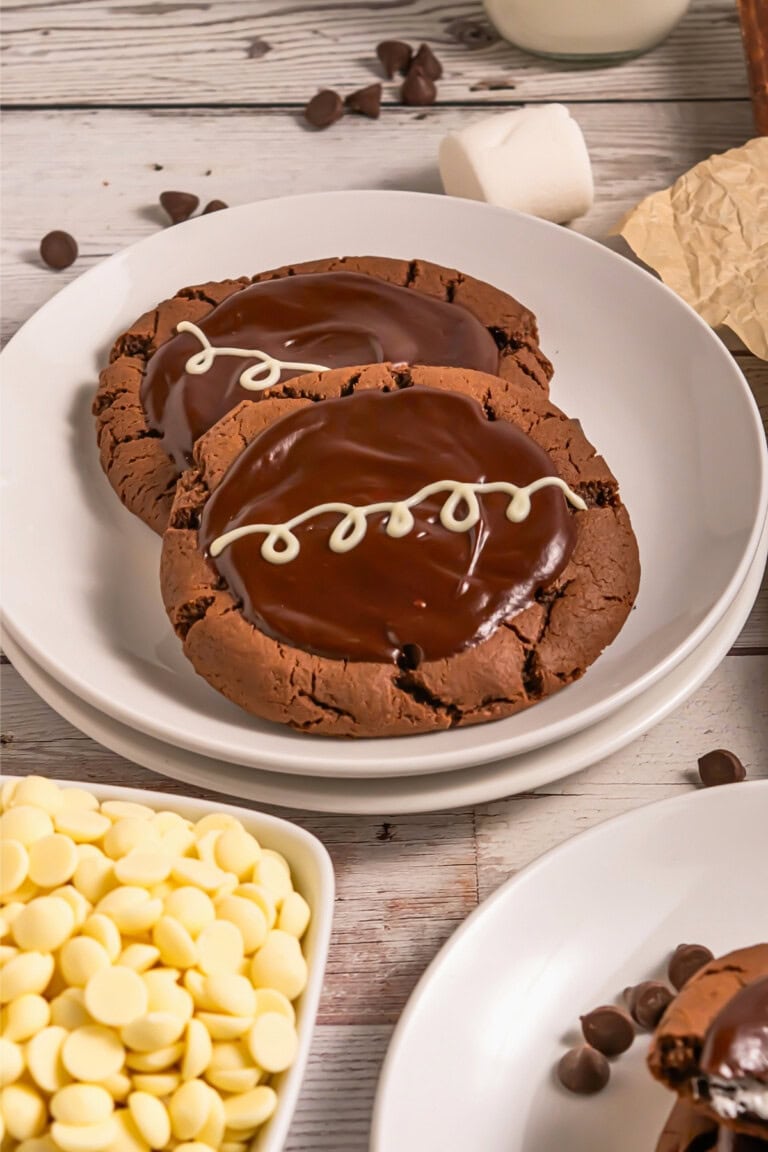 Crumbl Copycat Chocolate Mallow Cupcake Cookies - Kim Schob