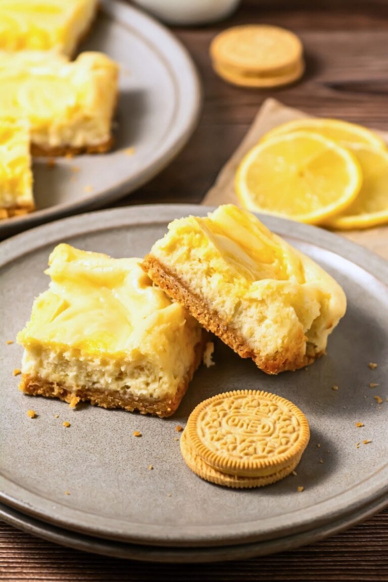Lemon Cheesecake with Lemon Curd Bars - Kim Schob